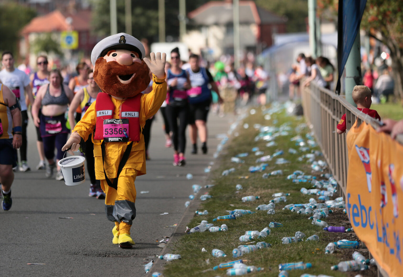 Runners asked to go for glory and support the RNLI in the Great North ...